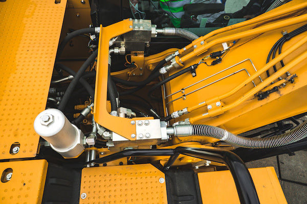 Exploring the Hydraulic Fittings that Drive Tractors